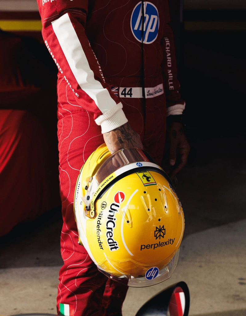 Lewis Hamilton unveils stunning Niki Lauda tribute helmet for Italian ...